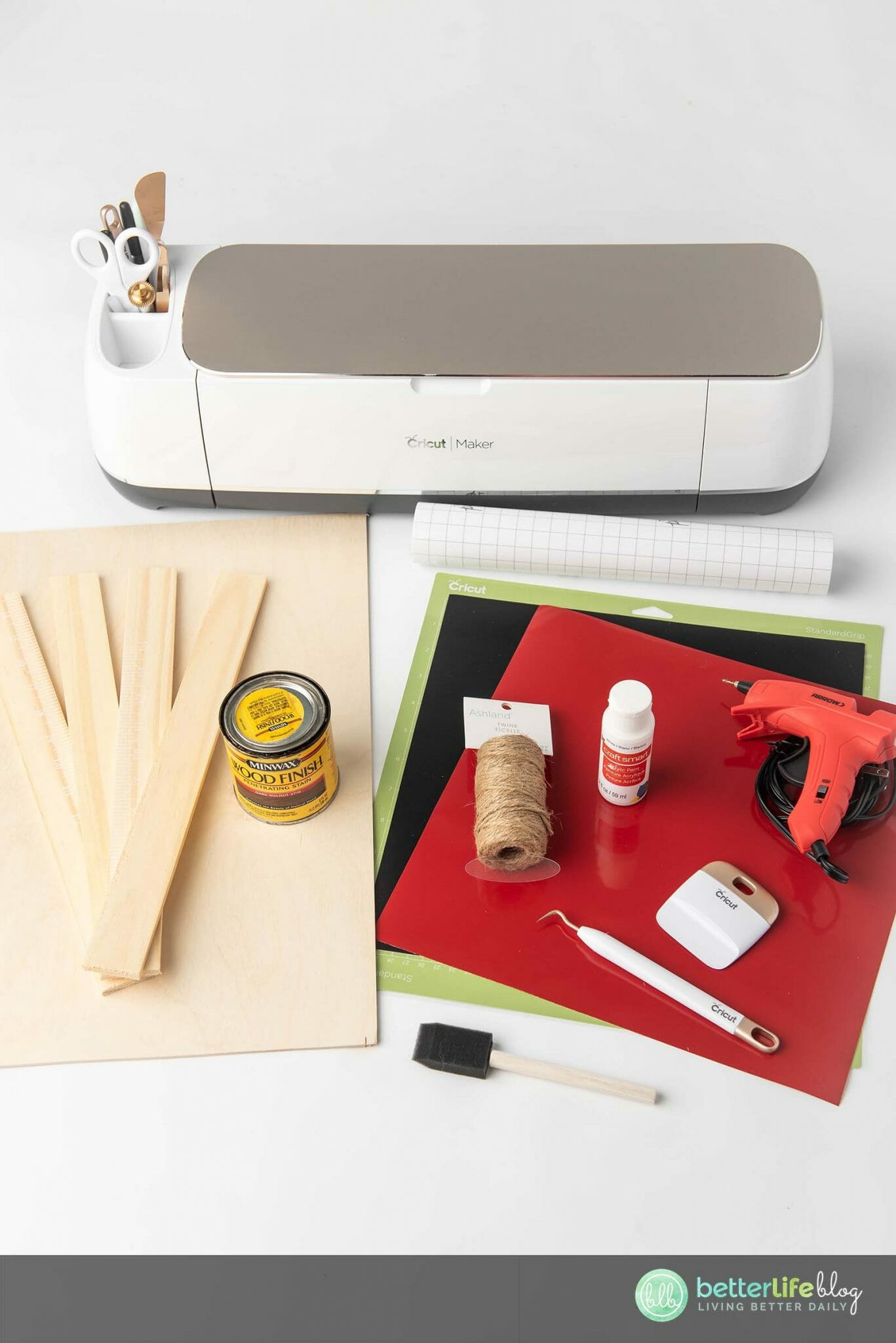 Cricut Christmas Idea: DIY Christmas Scroll Sign - Better Life Blog
